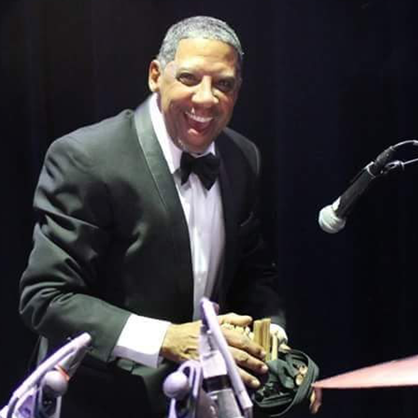 Robert 'Mousey' Thompson | Vic Firth Drum Set Artist